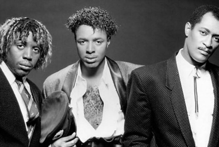 IMAGINATION – Just an illusion – Histoires des chansons